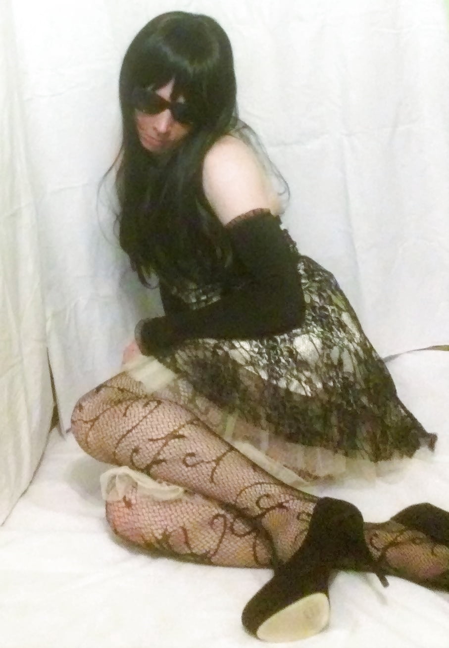 Lace Dress 15 Pics Xhamster
