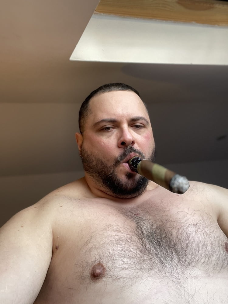 Cigar Bull 10 Pics Xhamster