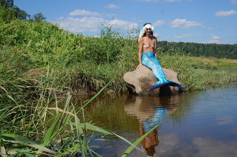 Mermaid On Boulder 44 Pics Xhamster 4018